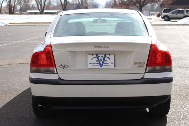 2002 Volvo S60 2.4T | Victory Motors of Colorado