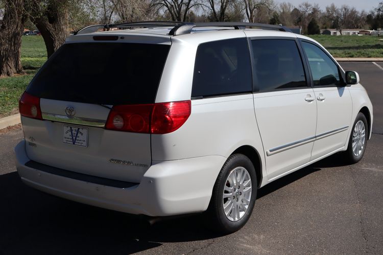 2008 Toyota Sienna XLE Limited | Victory Motors of Colorado