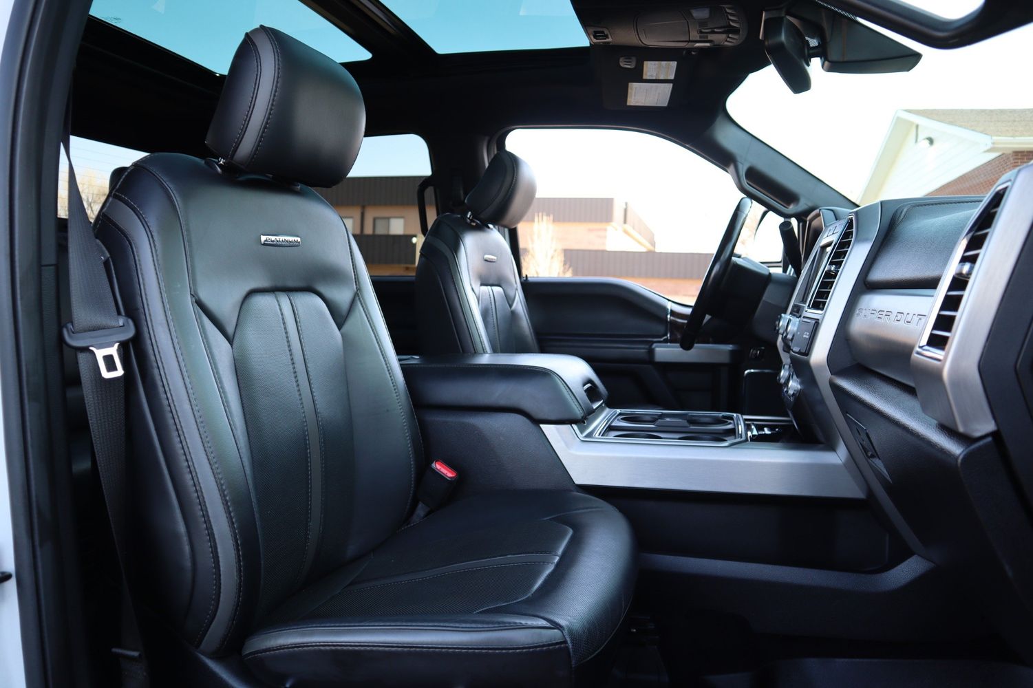 2017 Ford F-250 Super Duty Platinum | Victory Motors of Colorado