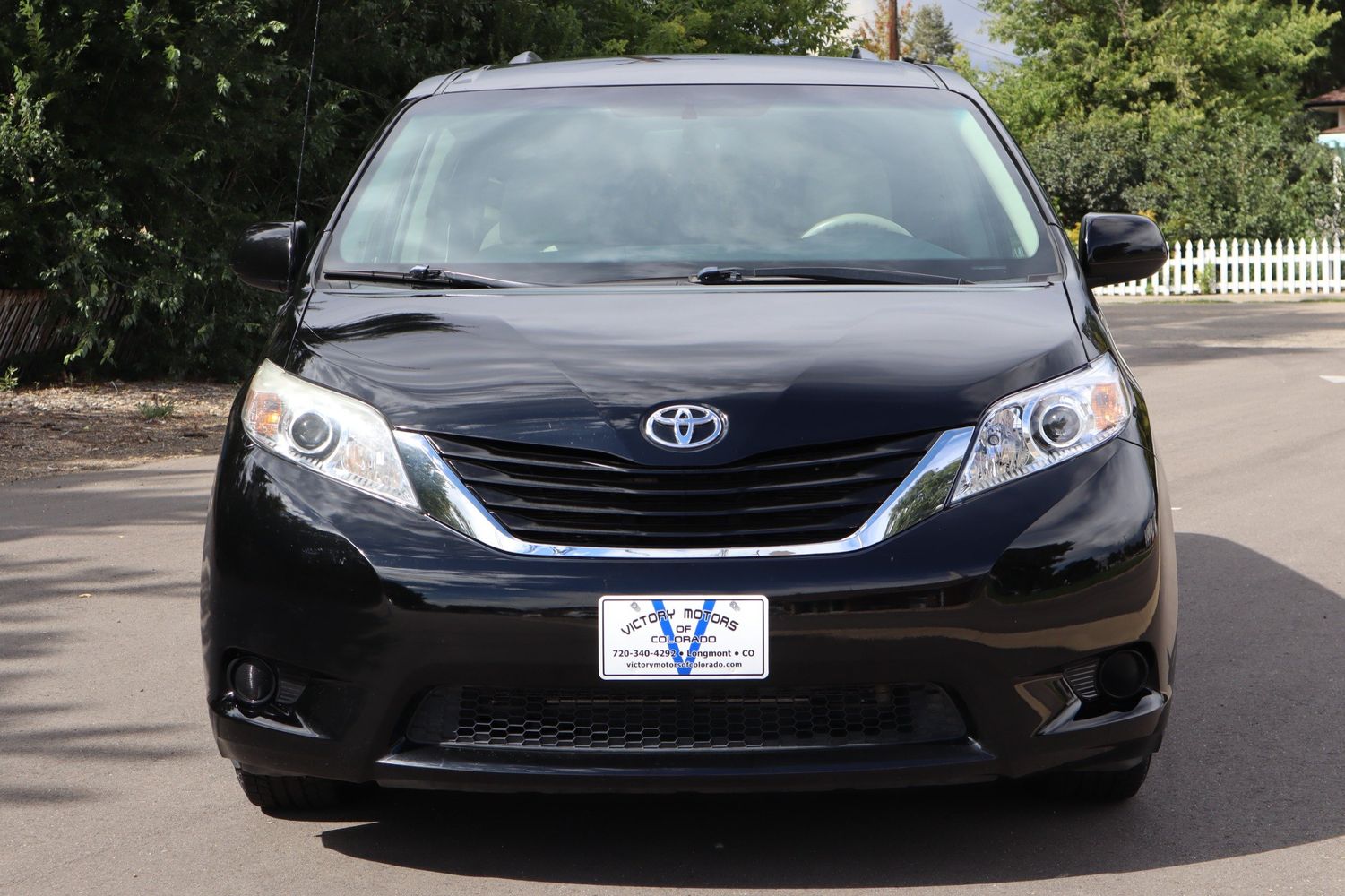 2012 Toyota Sienna LE 8-Passenger | Victory Motors of Colorado