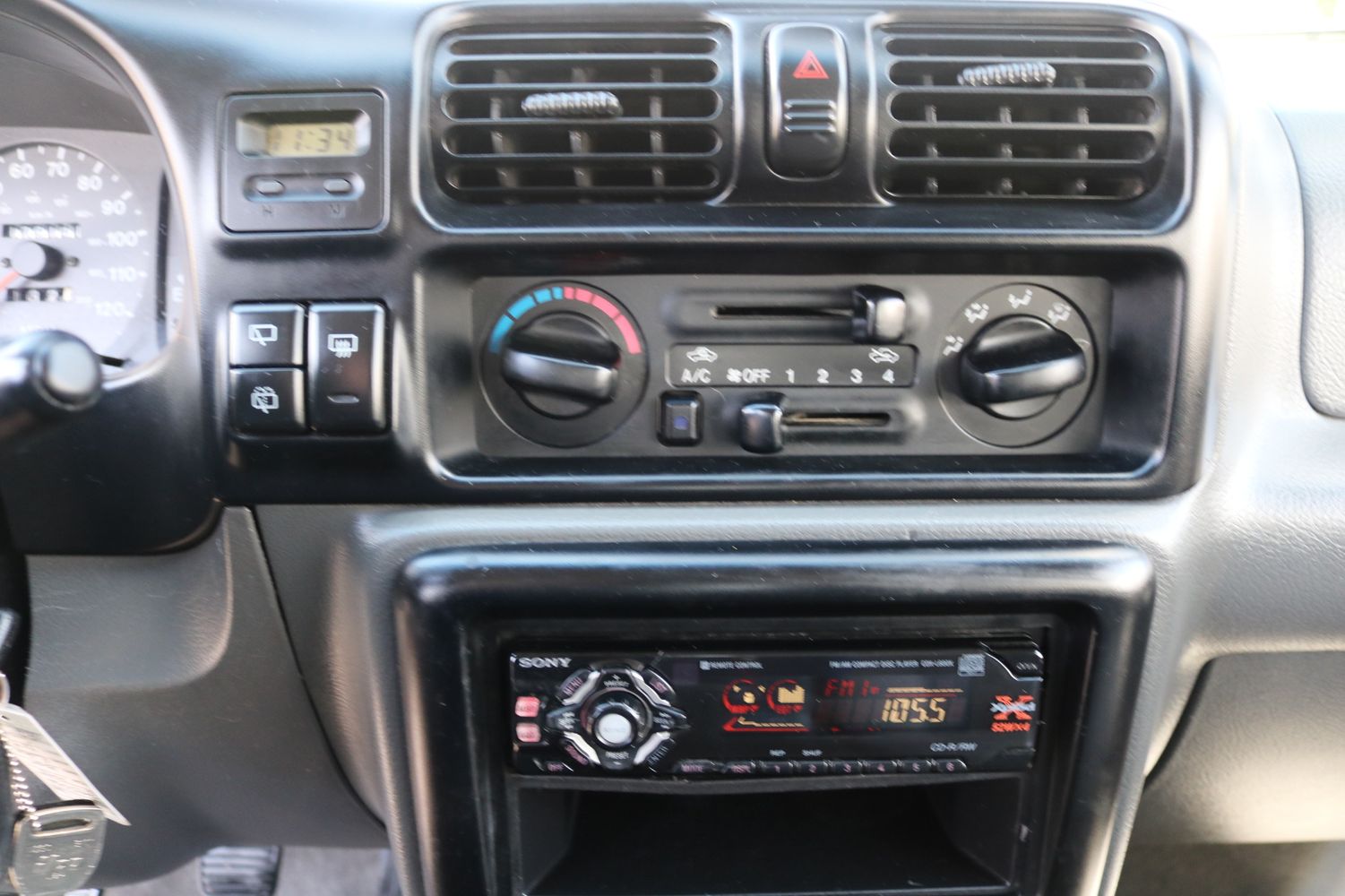 1998 Isuzu Rodeo S | Victory Motors of Colorado