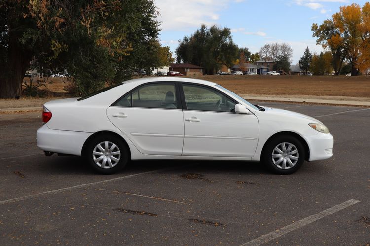2005 Toyota Camry LE | Victory Motors of Colorado