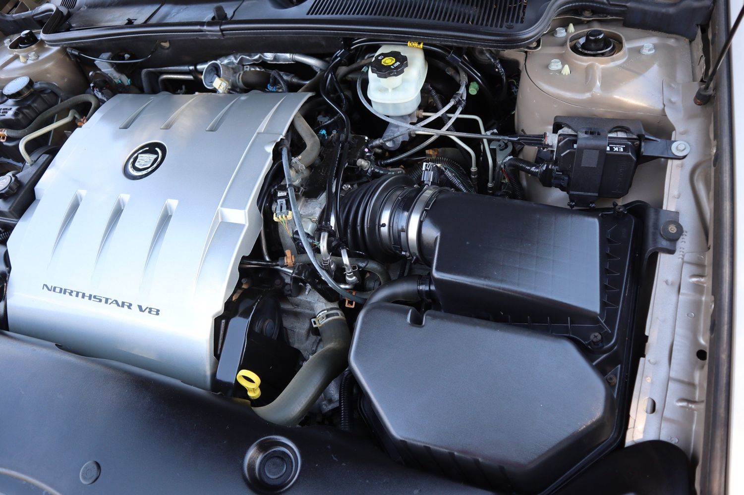 2005 Cadillac DeVille | Victory Motors of Colorado