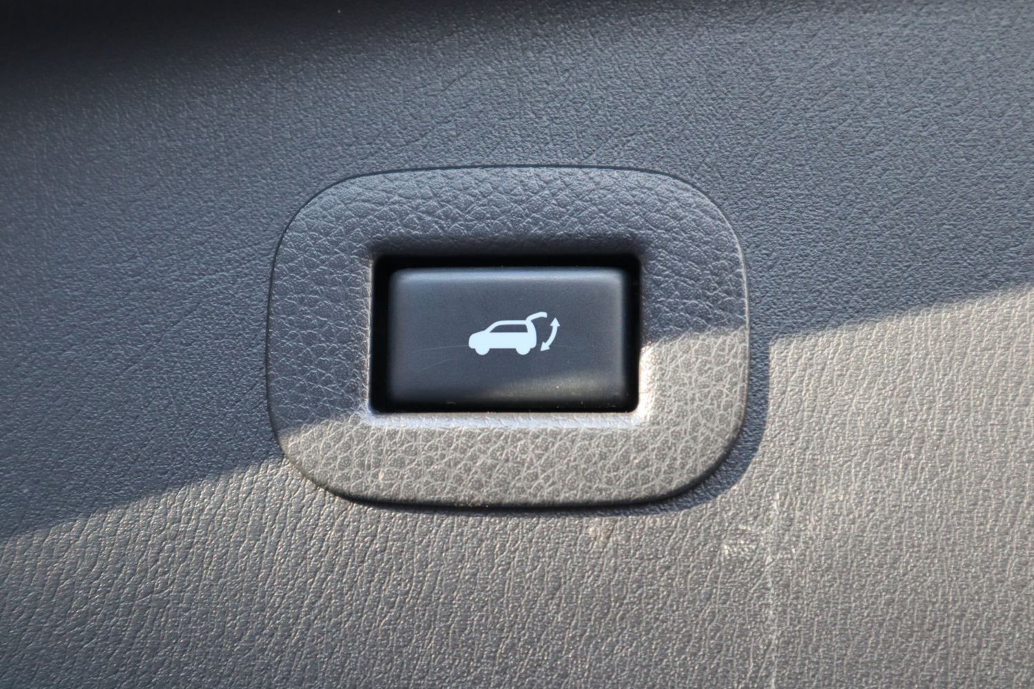 2016 INFINITI QX80 Base | Victory Motors of Colorado