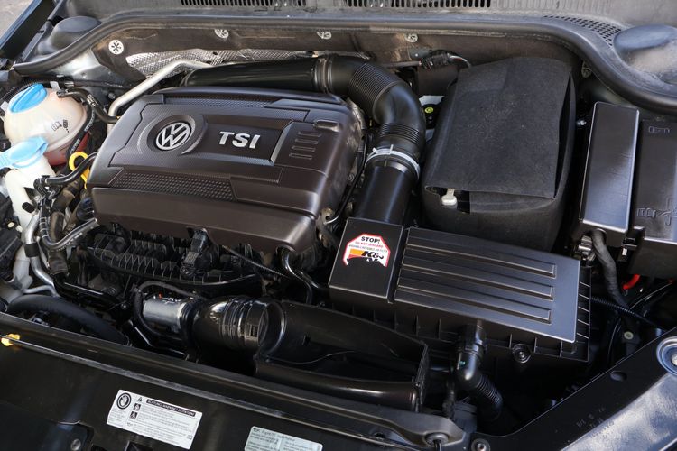 2015 Volkswagen Jetta SE PZEV | Victory Motors of Colorado