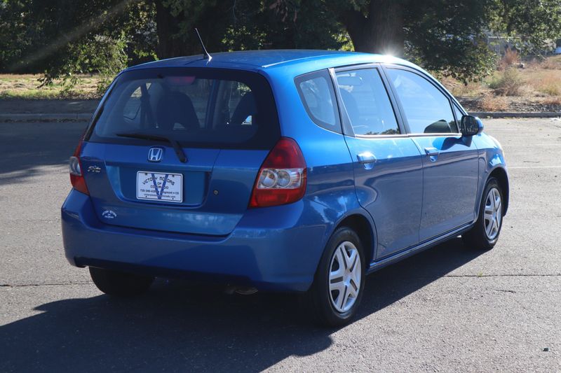 2008 Honda Fit Photos