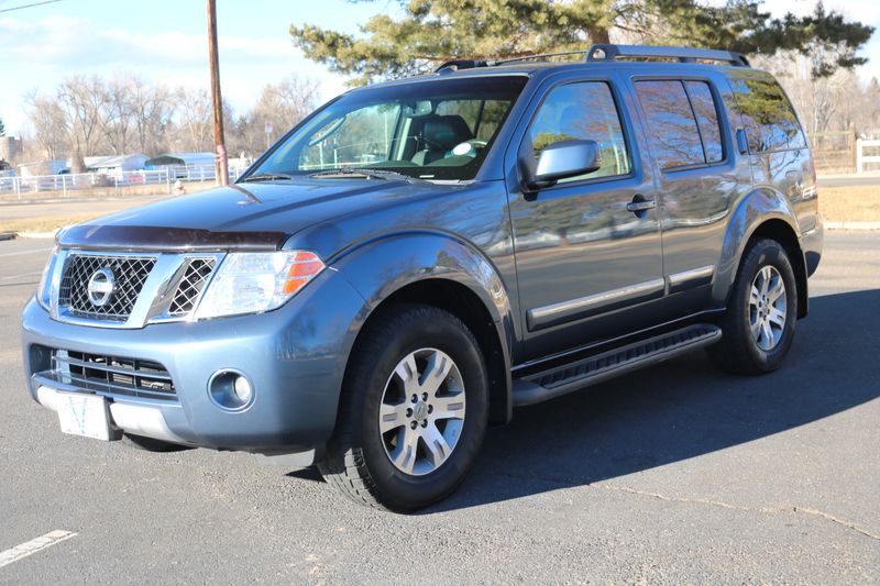 2008 Nissan Pathfinder Photos