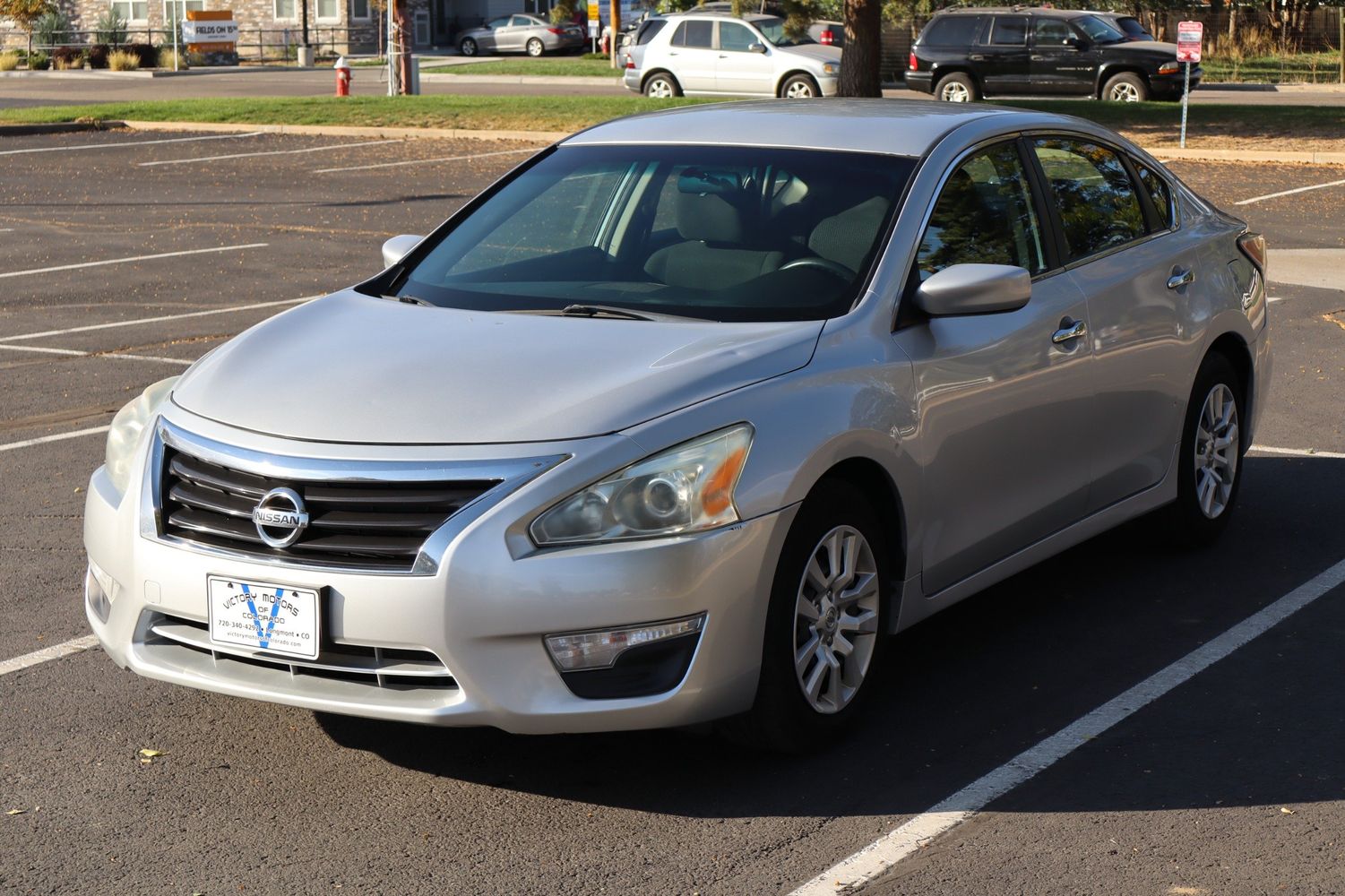 2014 Nissan Altima 2.5 S | Victory Motors of Colorado