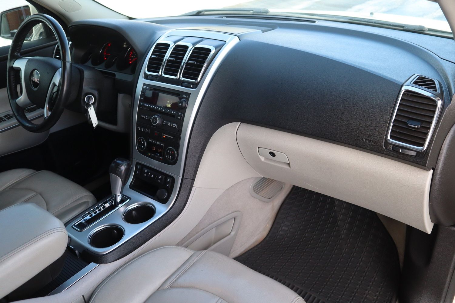 2008 GMC Acadia SLT-2 | Victory Motors of Colorado
