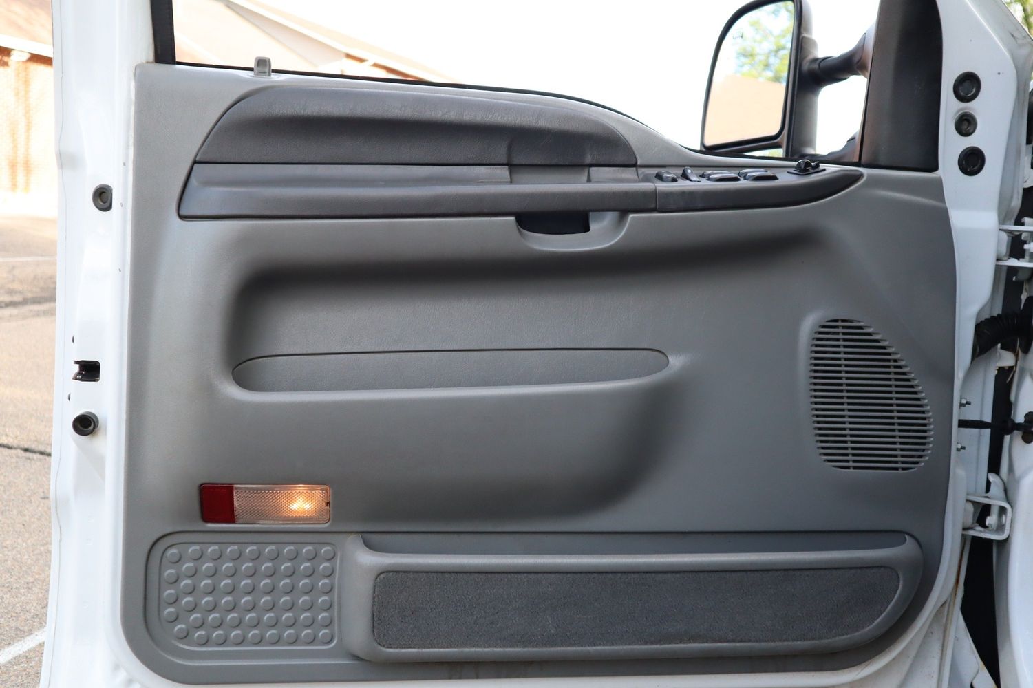 2002 Ford Excursion XLT | Victory Motors of Colorado