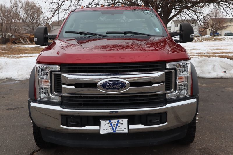 2017 Ford F-550 Super Duty Photos