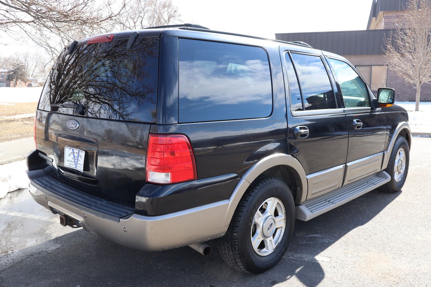 2004 Ford Expedition Eddie Bauer | Victory Motors of Colorado