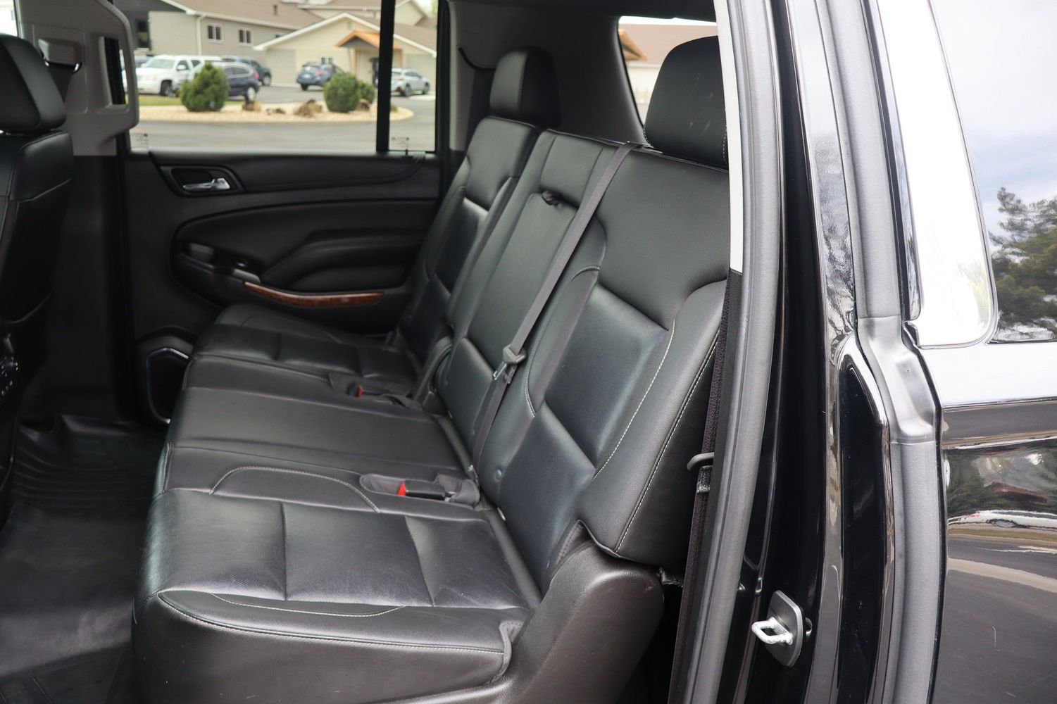 2017 Chevrolet Suburban Premier | Victory Motors of Colorado