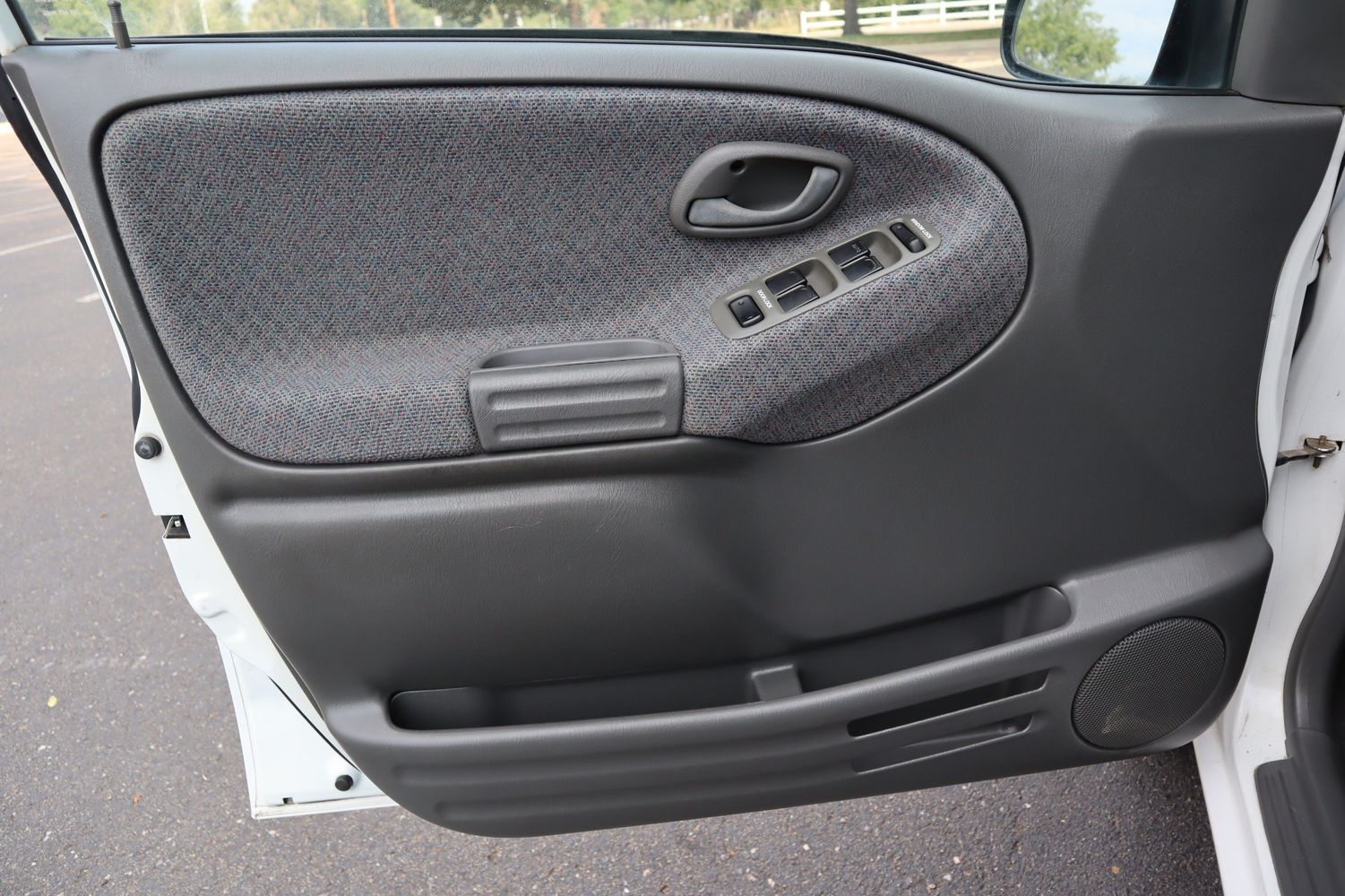 2000 Chevrolet Tracker Base | Victory Motors of Colorado