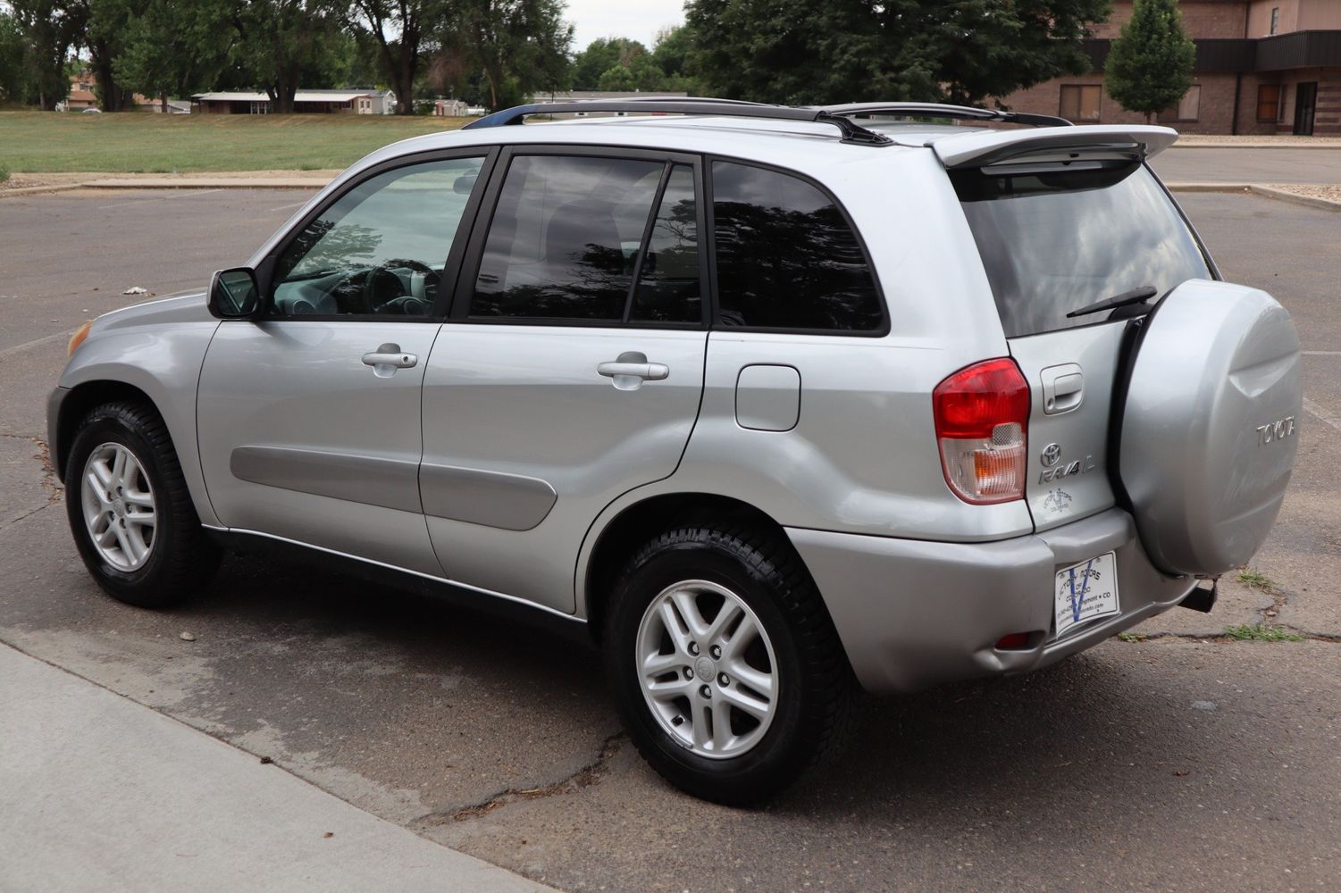 2001 Toyota RAV4 Base | Victory Motors of Colorado