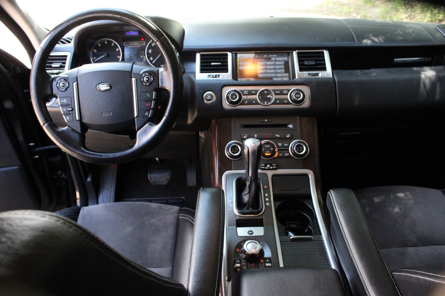 2010 Land Rover Range Rover Sport HSE | Victory Motors of Colorado