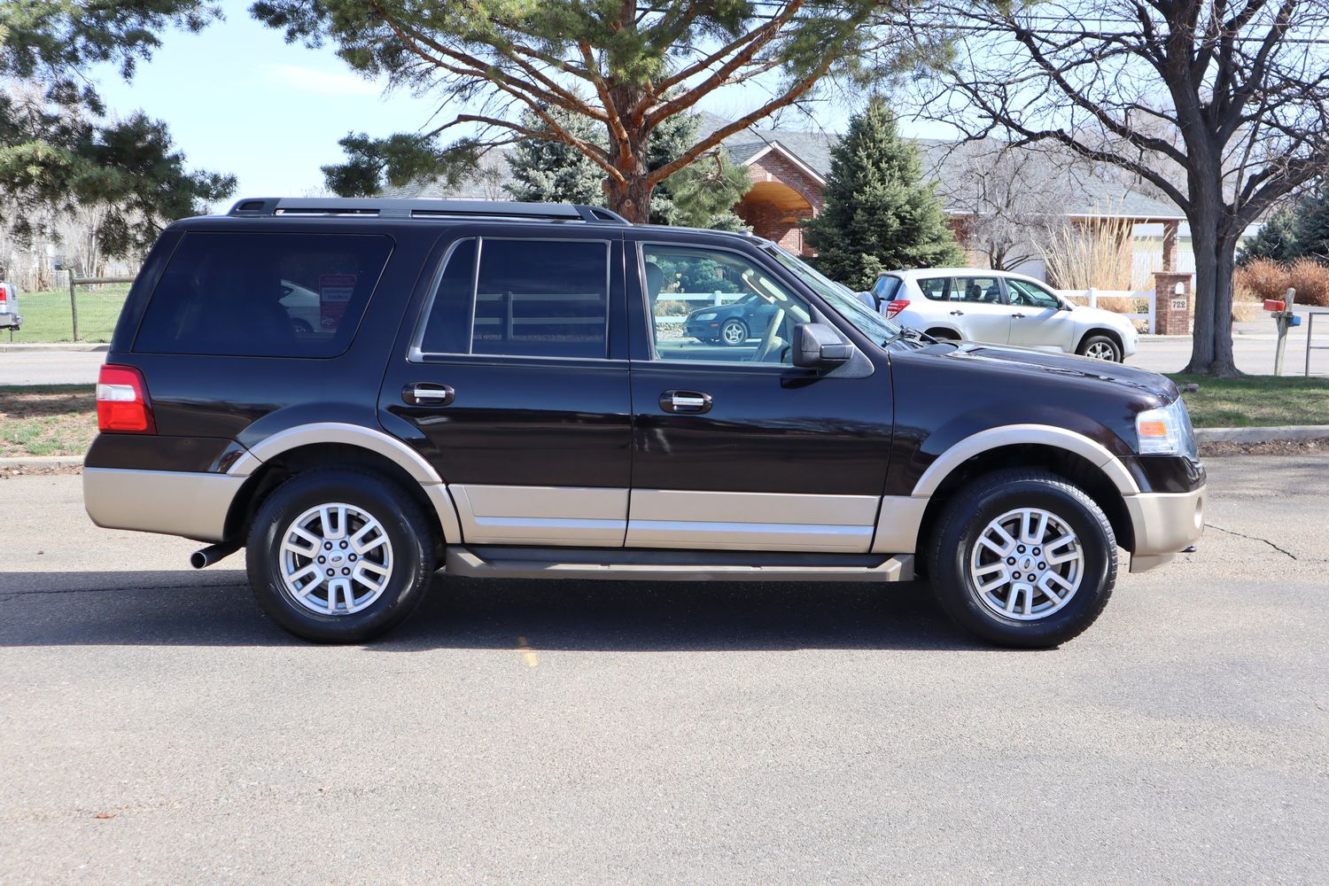 2014 Ford Expedition XLT | Victory Motors of Colorado