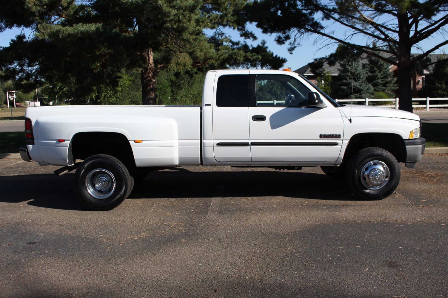 2002 Dodge Ram 3500 SLT | Victory Motors of Colorado