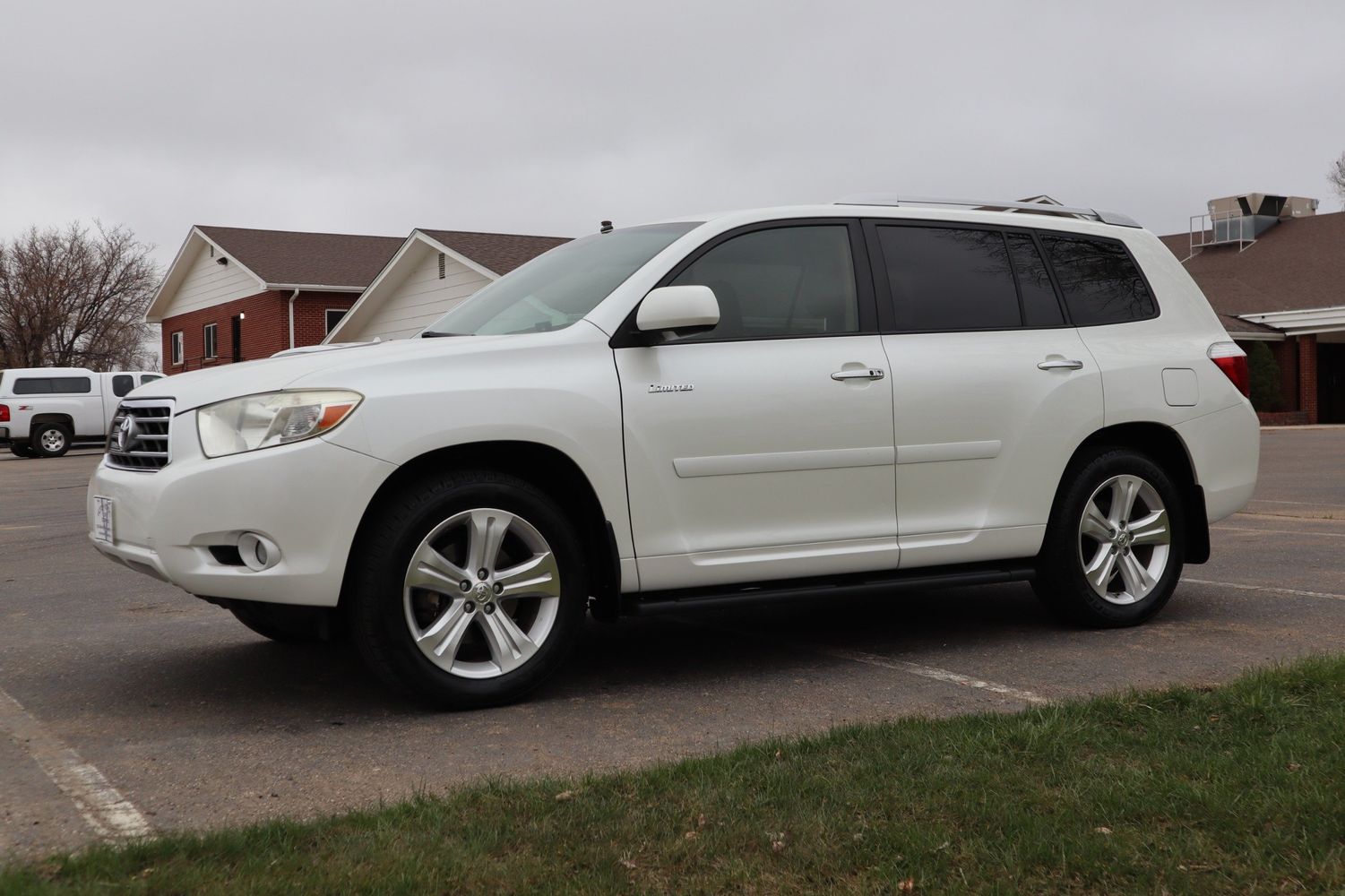 2008 Toyota Highlander Limited | Victory Motors of Colorado