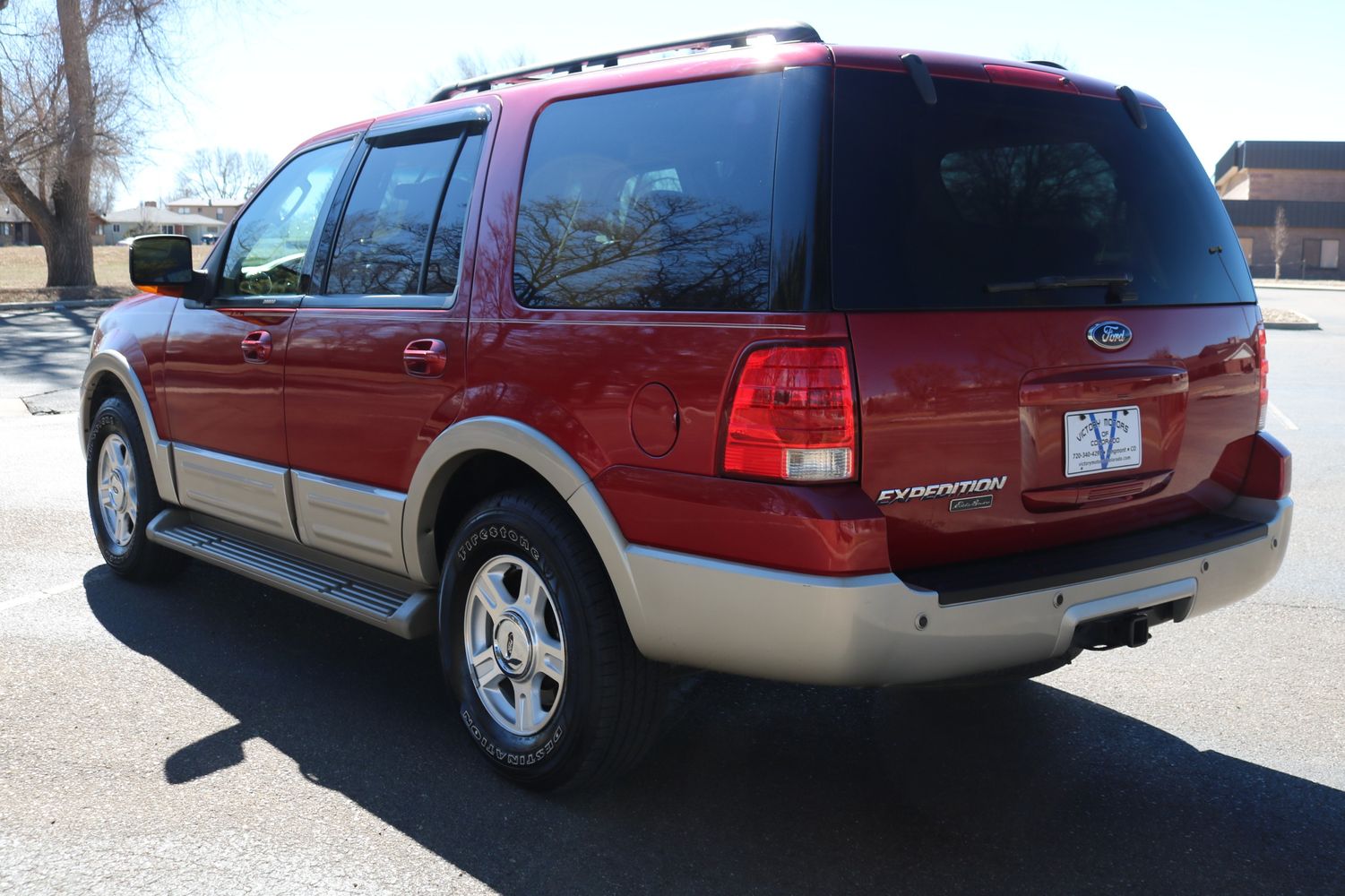 2005 Ford Expedition Eddie Bauer | Victory Motors of Colorado