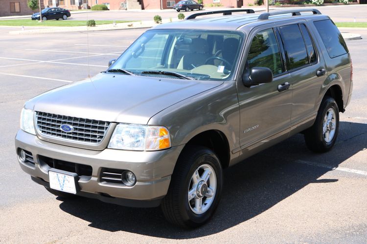 2004 Ford Explorer XLT | Victory Motors of Colorado