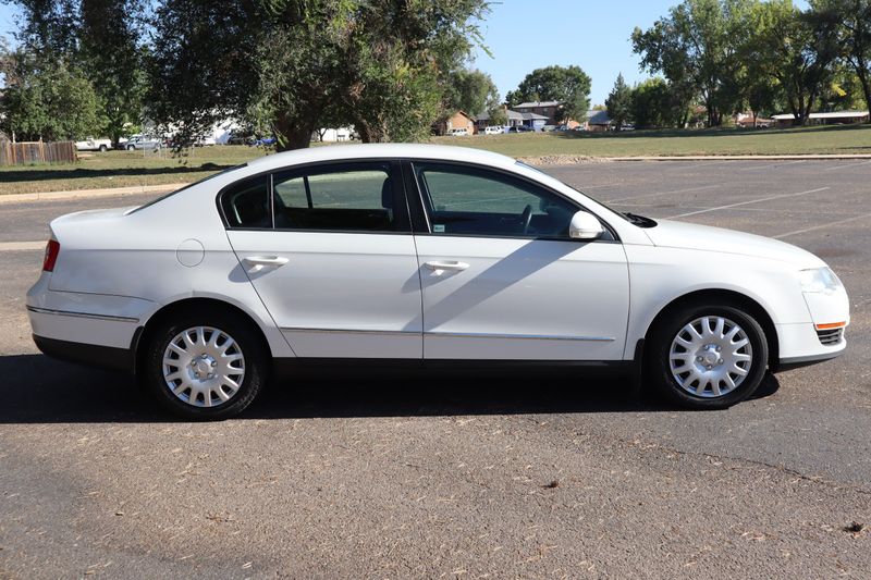 2006 Volkswagen Passat Photos