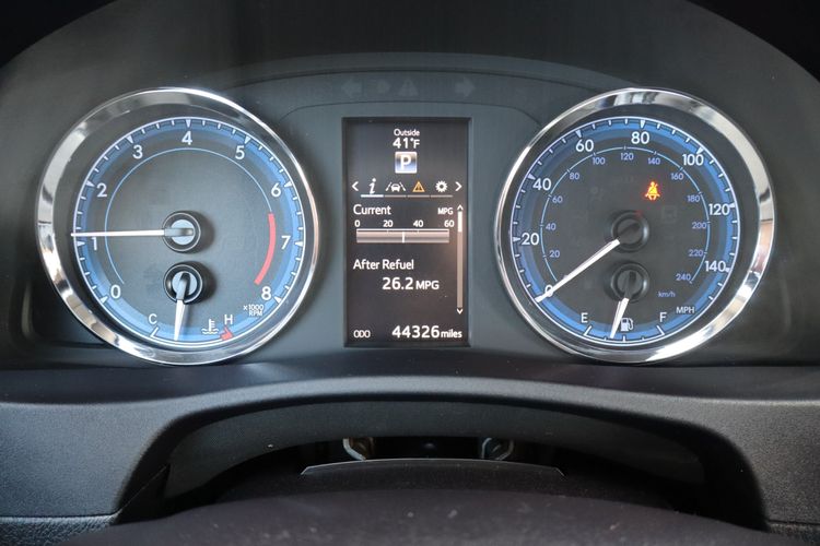 2017 Toyota Corolla SE | Victory Motors of Colorado