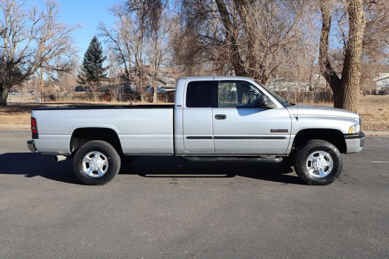 2001 Dodge Ram 2500 Photos