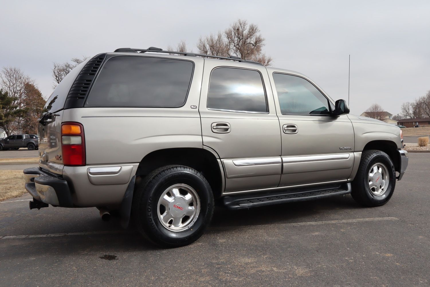 2001 GMC Yukon SLE | Victory Motors of Colorado