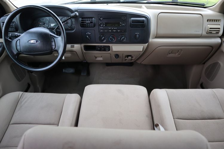 2005 Ford F-350 Super Duty XLT | Victory Motors of Colorado