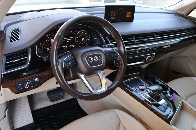 2018 Audi Q7 3.0T quattro Prestige | Victory Motors of Colorado