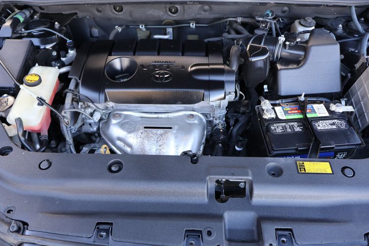 2012 Toyota RAV4 Base | Victory Motors of Colorado