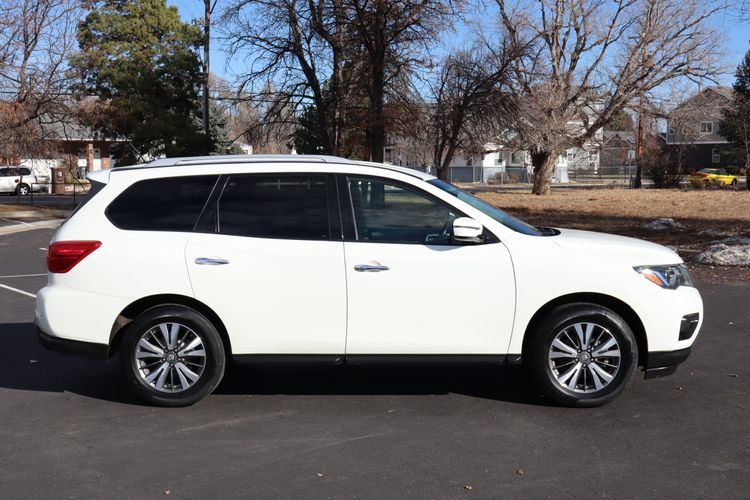 2017 Nissan Pathfinder SV | Victory Motors of Colorado