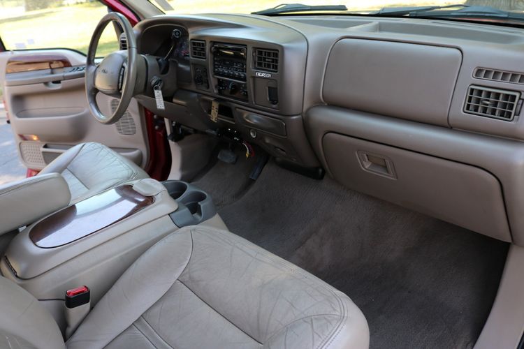2001 Ford Excursion Limited | Victory Motors of Colorado