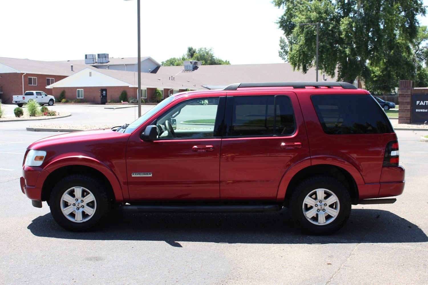 2007 Ford Explorer XLT | Victory Motors of Colorado
