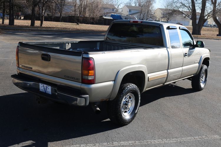 2001 Chevrolet Silverado 2500HD LS | Victory Motors of Colorado