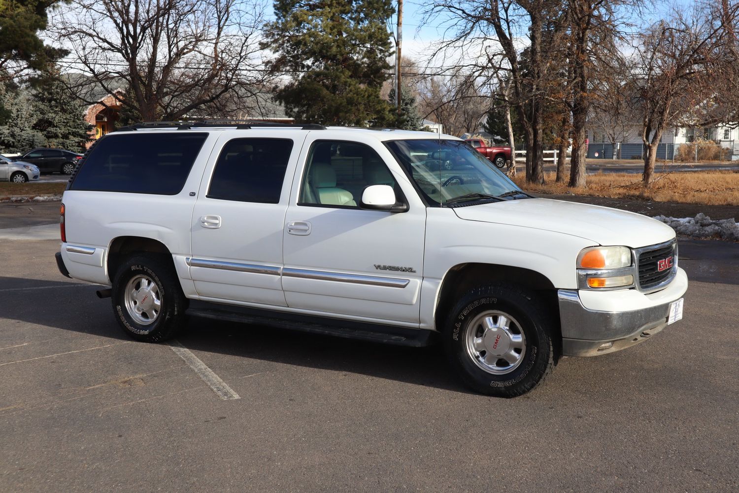 2001 GMC Yukon XL 1500 SLT | Victory Motors of Colorado