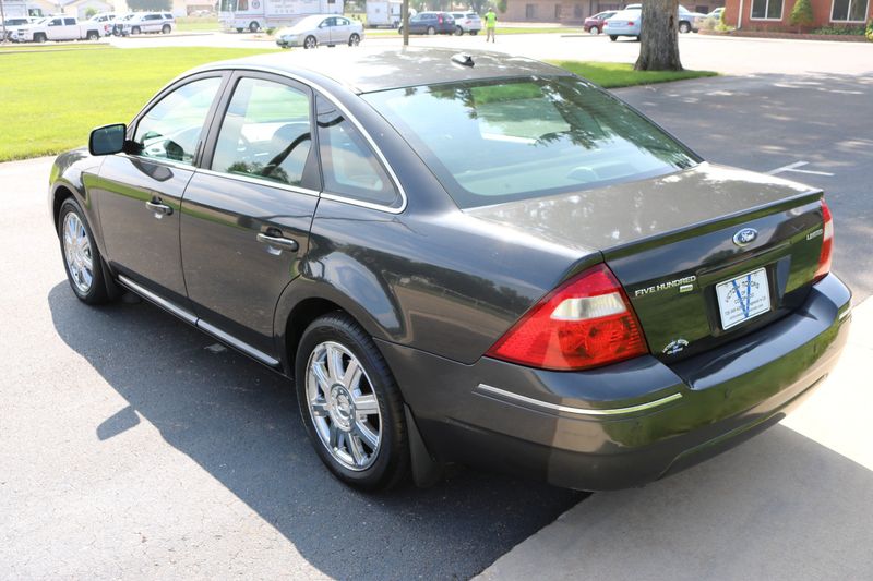 2007 Ford 500 Photos