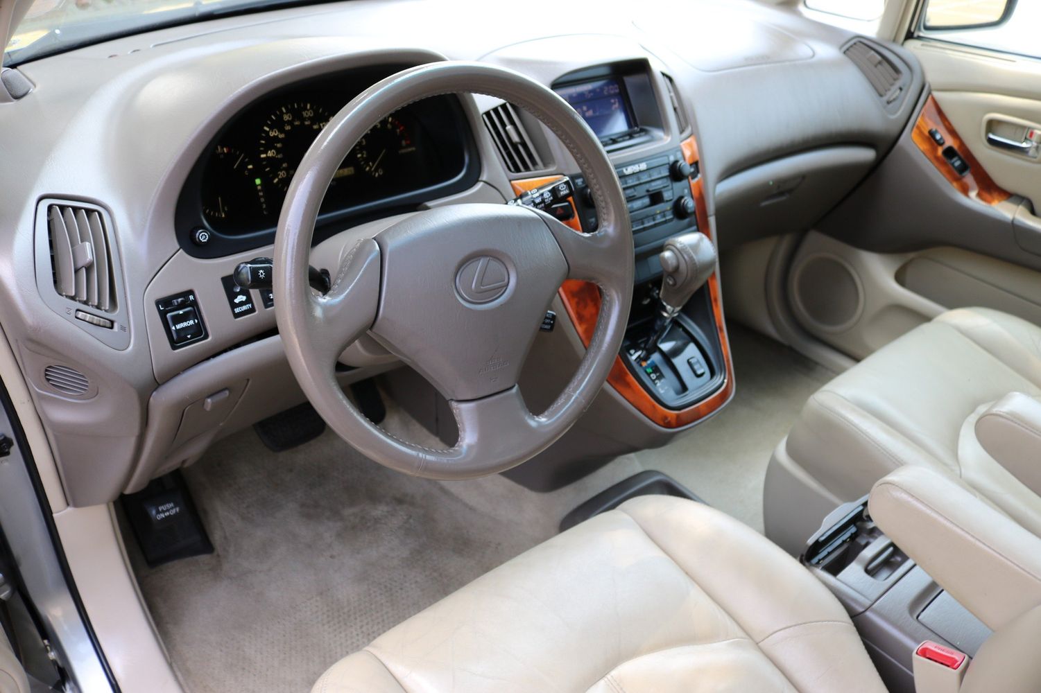 2000 Lexus RX 300 | Victory Motors of Colorado