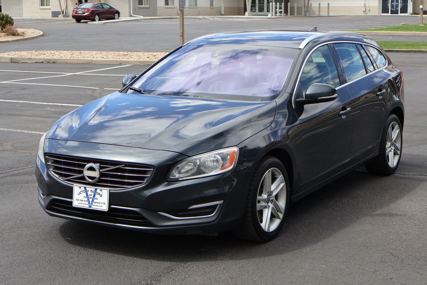 2015 Volvo V60 T5 Premier Plus | Victory Motors of Colorado