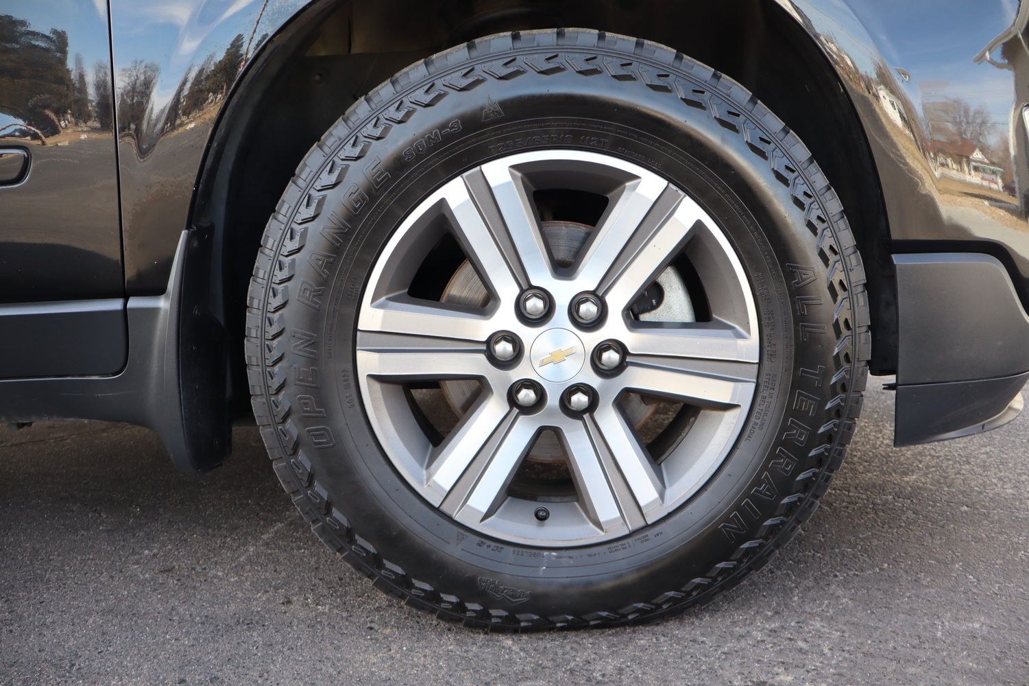 2017 Chevrolet Traverse LT | Victory Motors of Colorado
