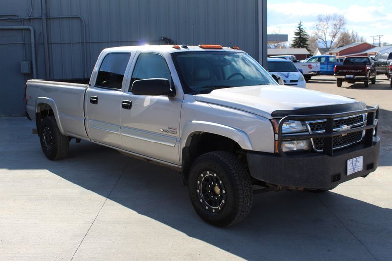 2005 Chevrolet Silverado 2500HD Photos