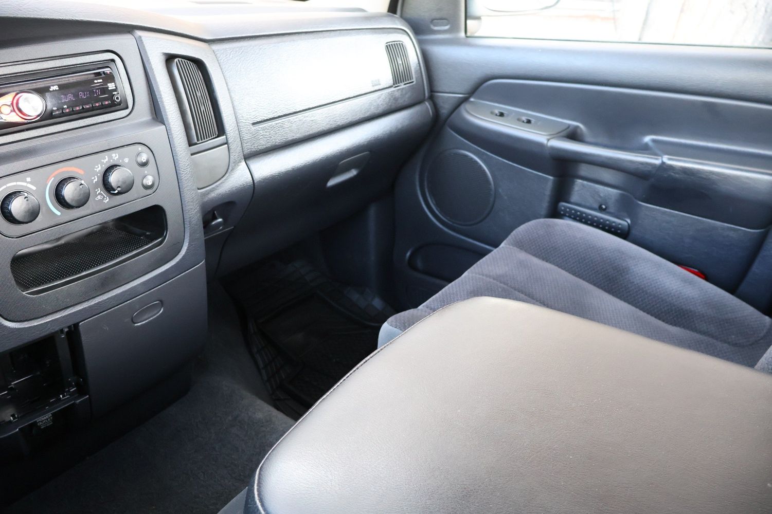 2005 Dodge Ram Pickup 1500 SLT | Victory Motors of Colorado