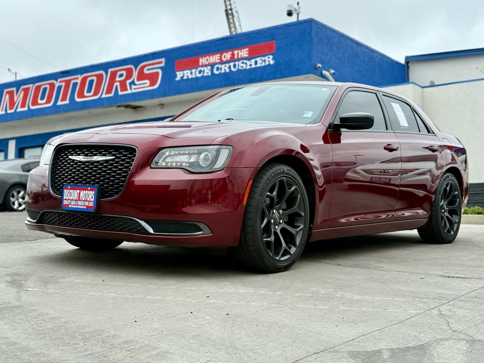 2019 Chrysler 300 Touring | Discount Motors LLC