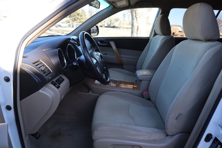2008 Toyota Highlander Hybrid Base | Victory Motors of Colorado