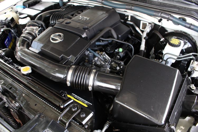 2010 Nissan Frontier LE | Victory Motors of Colorado