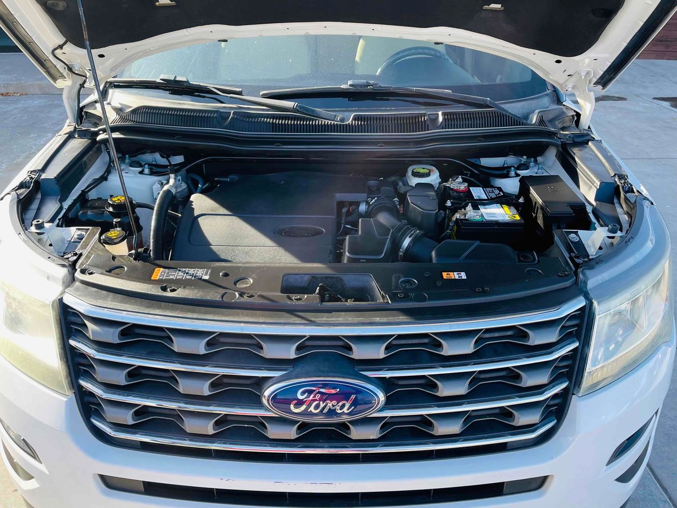 2017 Ford Explorer Base | Global Automotive Imports