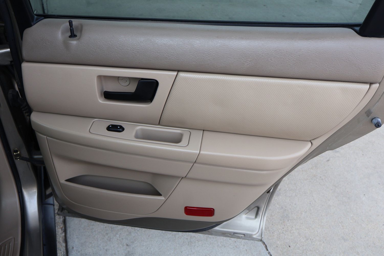 2004 Ford Taurus SEL | Victory Motors of Colorado
