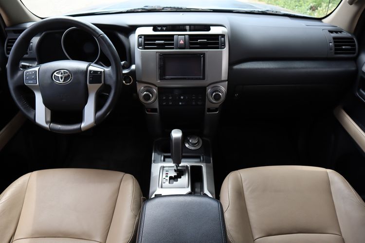 2010 Toyota 4Runner Limited | Victory Motors of Colorado