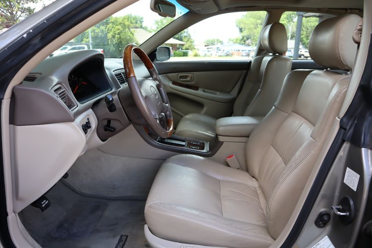 2001 Lexus ES 300 Base | Victory Motors of Colorado